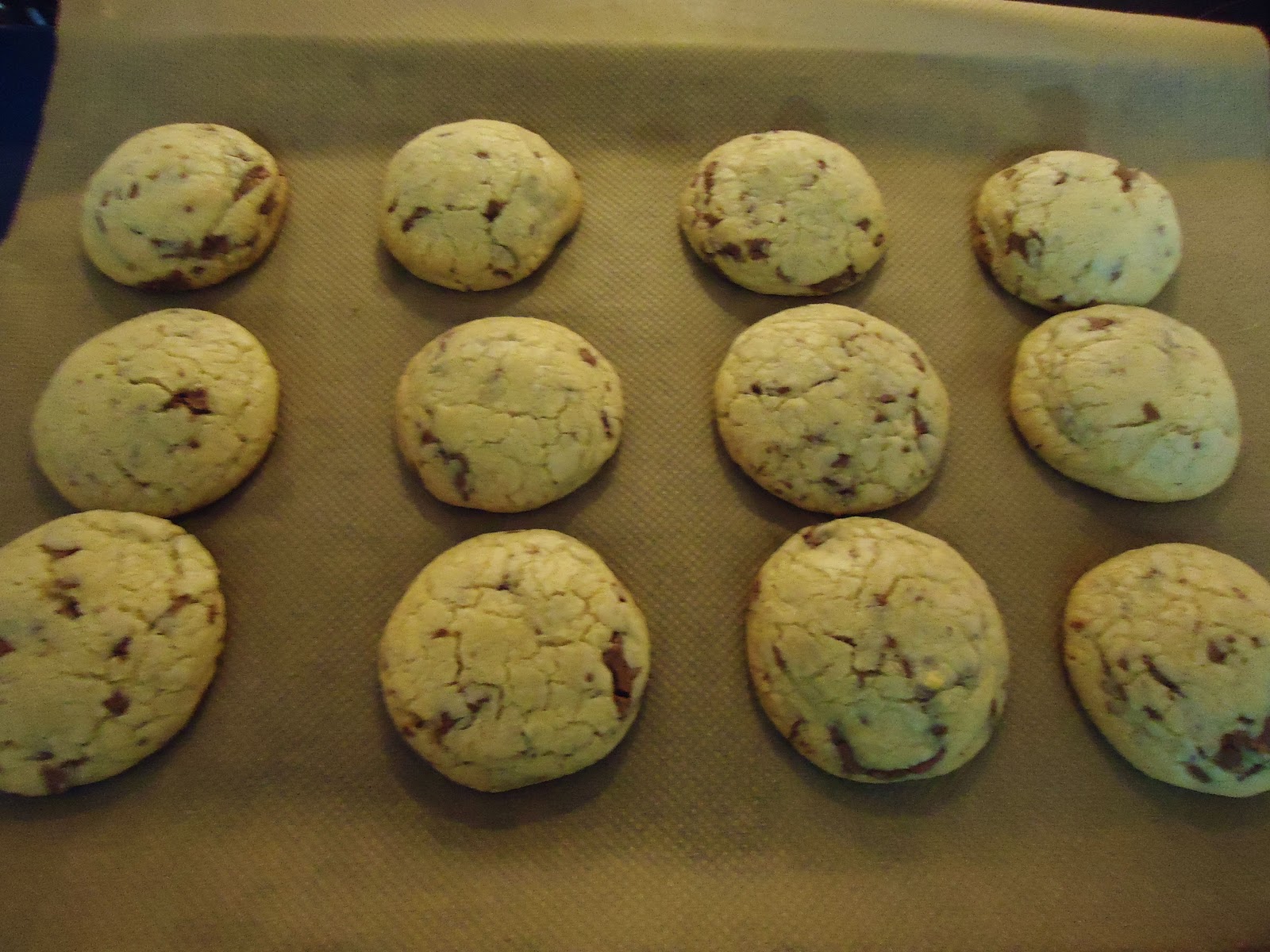 Homemade Chocolate Chip Cookies - Confused Julia